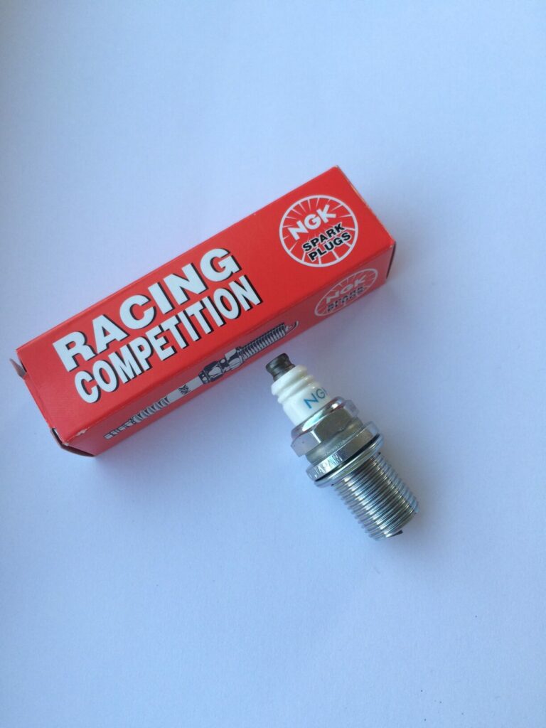 NGK sparkplug R7282-10, short - TYGA Performance Parts Europe