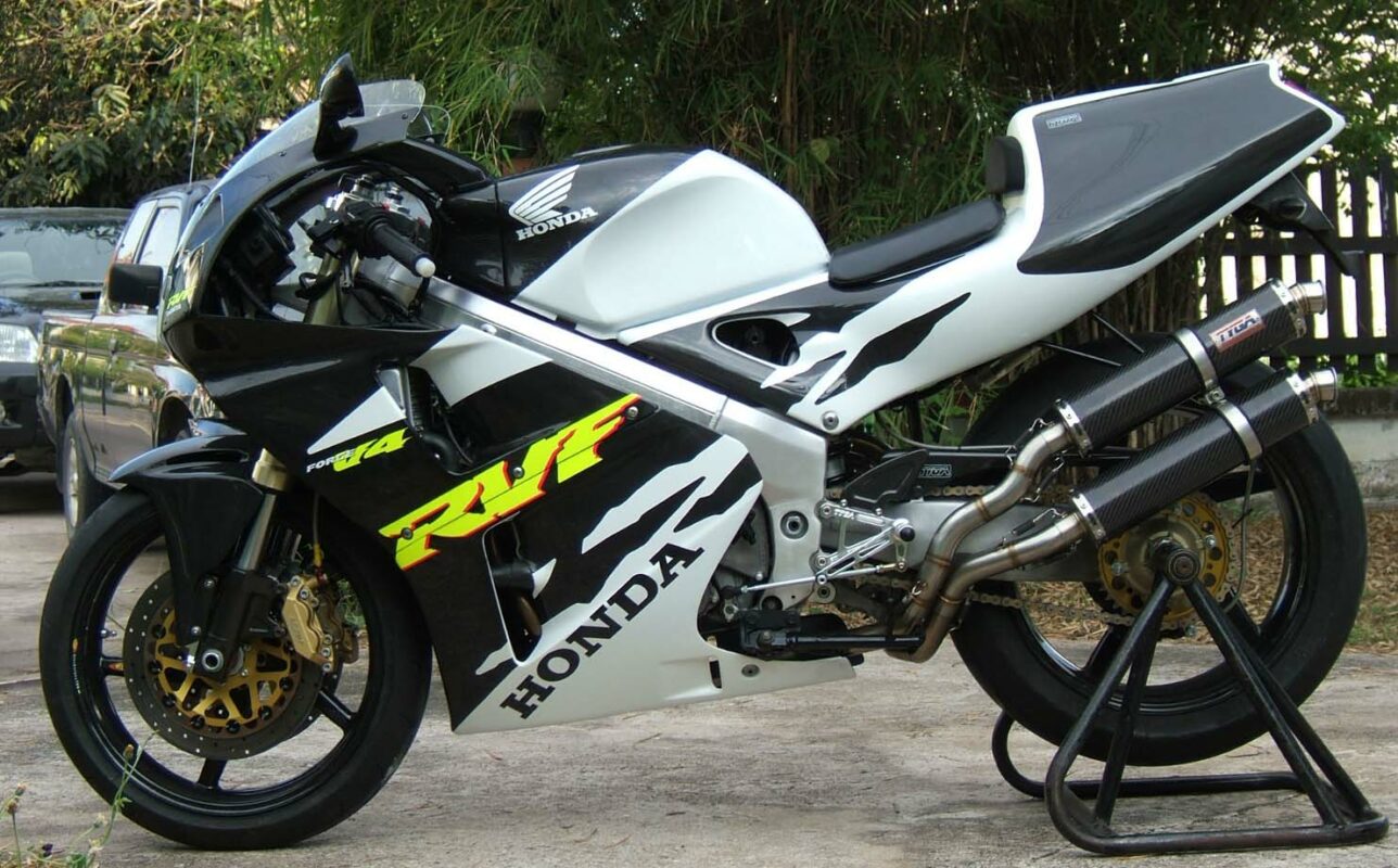 TYGA race exhaust for VFR400 - RVF400