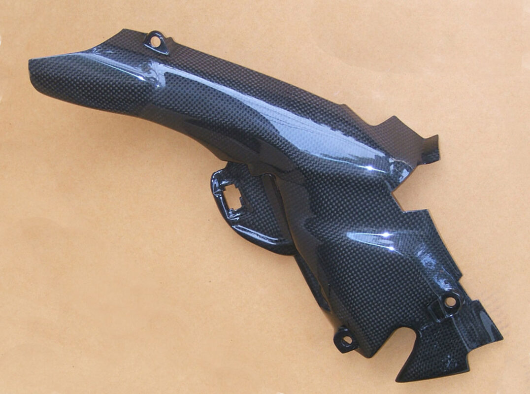 Carbon exhaust shield, Yamaha R1 2007-8 - TYGA Performance Parts Europe