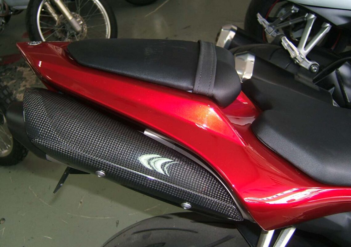 Carbon silencershields (pair), Yamaha R1 2007-8 - TYGA Performance ...