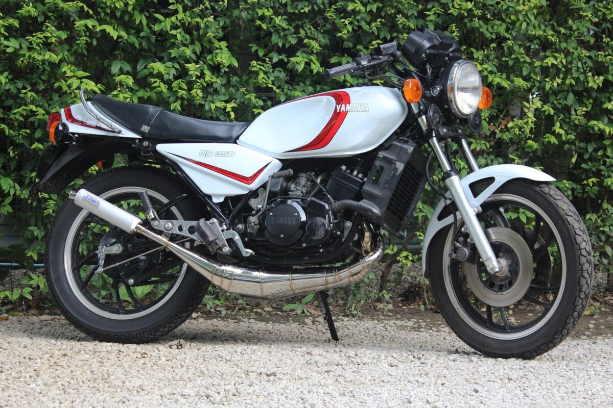 Yamaha RD350LC racing pipes
