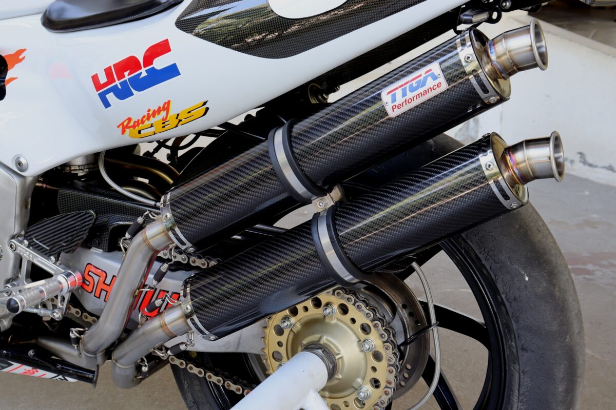 TYGA race exhaust for VFR400 - RVF400