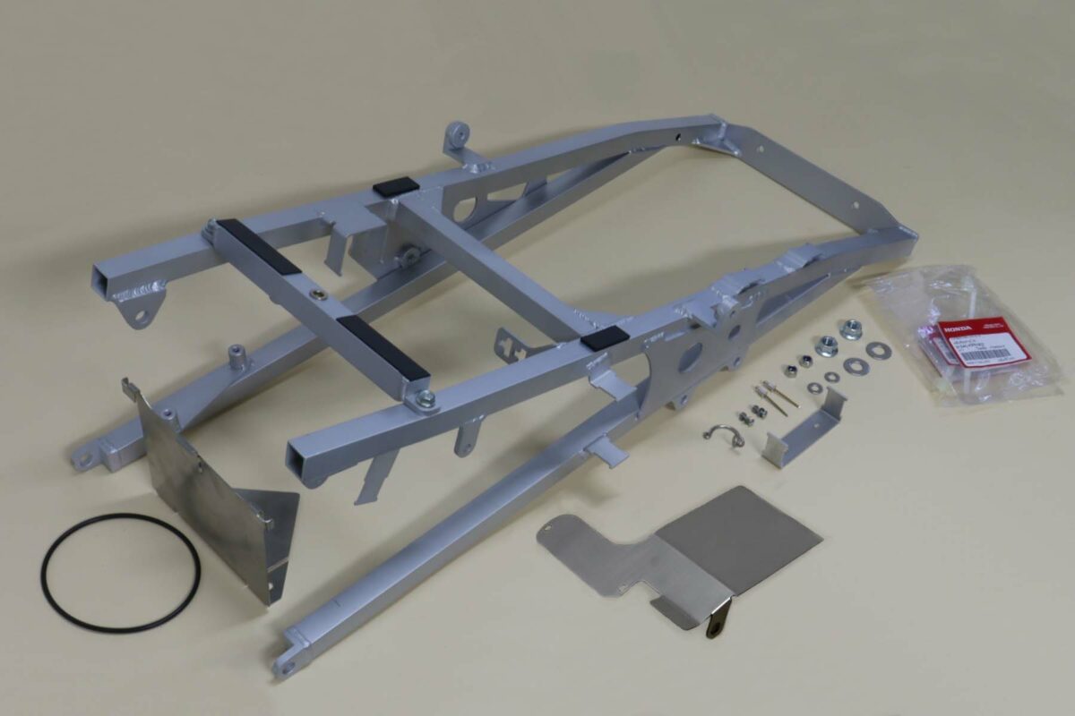 Subframe set, RC36-2, RC30 style - TYGA Performance Parts Europe