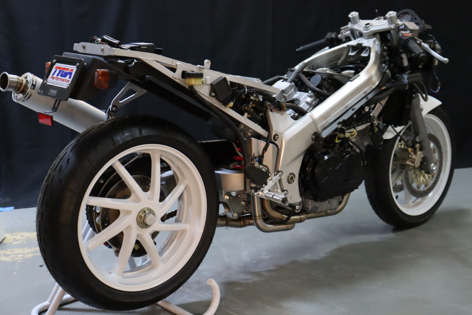 HONDA VFR750R RC30 replica - TYGA Performance Parts Europe